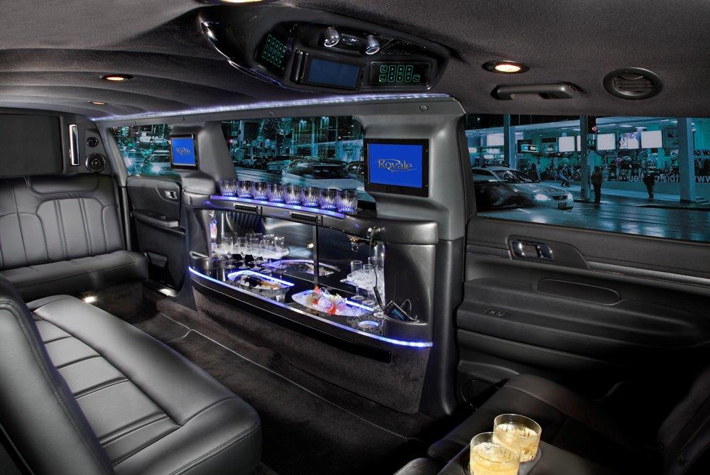 STRETCH LIMO - Key Transportation World Wide Services STRETCH LIMO - Key Transportation World Wide Services